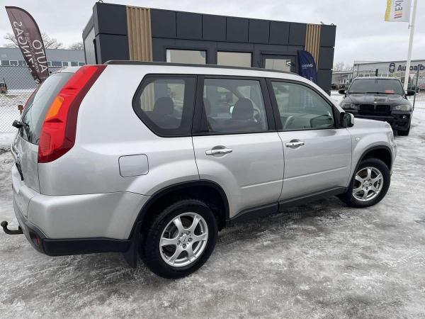Grey Nissan X-Trail 2007 in Marijampole, with an engine capacity of 2.00 L and mileage of 268 thousand km for 4500 €, photo 3 on AUTOMOTO.COM.LV