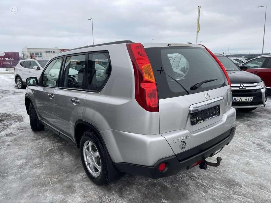 Grey Nissan X-Trail 2007 in Marijampole, with an engine capacity of 2.00 L and mileage of 268 thousand km for 4500 €, photo 7 on AUTOMOTO.COM.LV