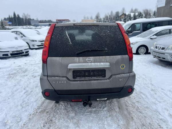 Grey Nissan X-Trail 2008 in Utena, with an engine capacity of 2.00 L and mileage of 280 thousand km for 4350 €, photo 5 on AUTOMOTO.COM.LV