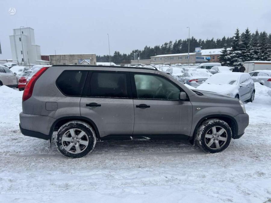 Pelēks Nissan X-Trail 2008 Utena, ar dzinēja tilpumu 2.00 L un nobraukumu 280 tūkst. km par 4350 €, foto 8 vietnē AUTOMOTO.COM.LV