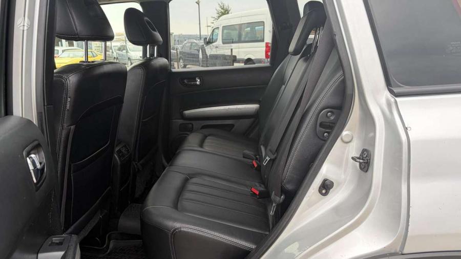 Pelēks Nissan X-Trail 2012 Marijampole, ar dzinēja tilpumu 2.00 L un nobraukumu 247 tūkst. km par 5550 €, foto 23 vietnē AUTOMOTO.COM.LV