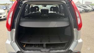 Pelēks Nissan X-Trail 2012 Marijampole, ar dzinēja tilpumu 2.00 L un nobraukumu 247 tūkst. km par 5550 €, foto 33 vietnē AUTOMOTO.COM.LV
