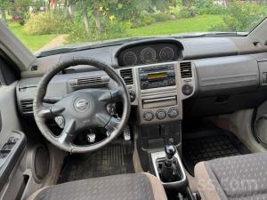 Grey Nissan X-Trail 2006 in Limbazi, with an engine capacity of 2.20 L and mileage of 335 thousand km for 2100 €, photo 3 on AUTOMOTO.COM.LV