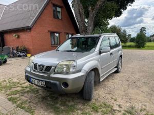 Grey Nissan X-Trail 2006 in Limbazi, with an engine capacity of 2.20 L and mileage of 335 thousand km for 2100 €, photo 7 on AUTOMOTO.COM.LV