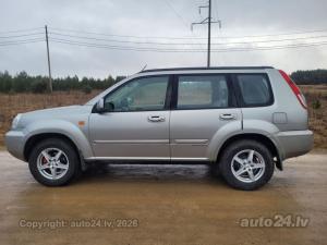 Grey Nissan X-Trail 2002 in Tallinn, with an engine capacity of 2.20 L and mileage of 233 thousand km for 2200 €, photo 5 on AUTOMOTO.COM.LV