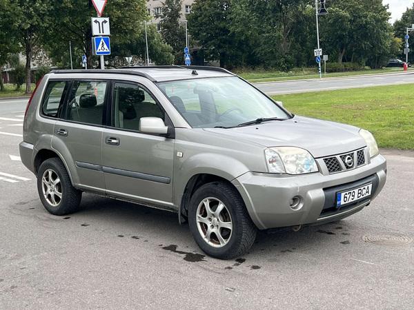 Pelēks Nissan X-Trail 2006 Narva, ar dzinēja tilpumu 2.20 L un nobraukumu 261 tūkst. km par 1999 €, foto 3 vietnē AUTOMOTO.COM.LV