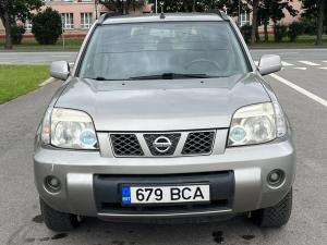 Серый Ниссан ИксТрейл 2006 в Нарва, объемом двигателя 2.20 л и пробегом 261 тыс. км за 1999 €, фото 15 на AUTOMOTO.COM.LV