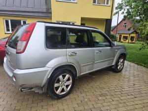 Pelēks Nissan X-Trail 2007 Otepē, ar dzinēja tilpumu 0.00 L un nobraukumu 166 tūkst. km par 1000 €, foto 5 vietnē AUTOMOTO.COM.LV