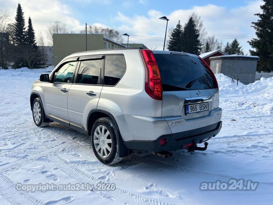 Pelēks Nissan X-Trail 2008 Tartu, ar dzinēja tilpumu 2.00 L un nobraukumu 279 tūkst. km par 3800 €, foto 3 vietnē AUTOMOTO.COM.LV
