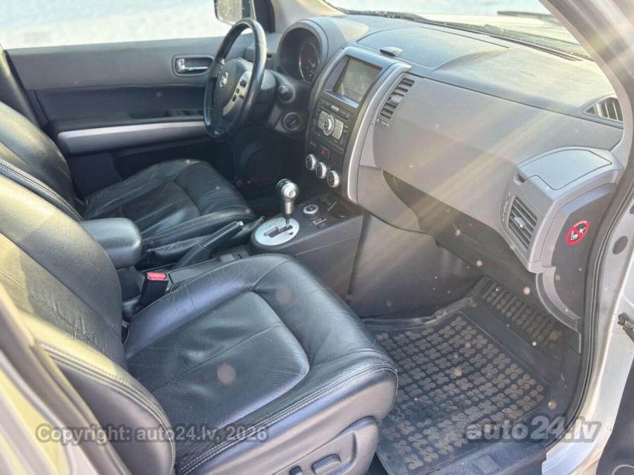 Pelēks Nissan X-Trail 2008 Tartu, ar dzinēja tilpumu 2.00 L un nobraukumu 279 tūkst. km par 3800 €, foto 14 vietnē AUTOMOTO.COM.LV