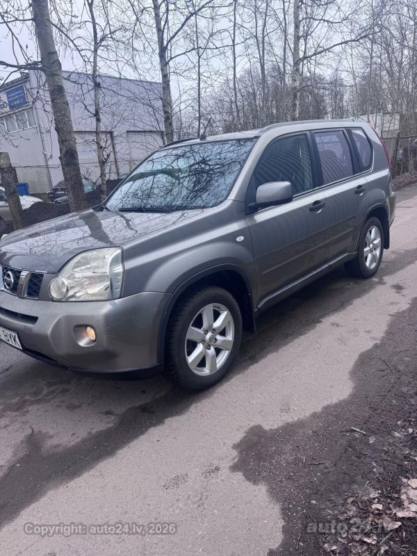 Pelēks Nissan X-Trail 2008 Tallina, ar dzinēja tilpumu 2.00 L un nobraukumu 280 tūkst. km par 4500 €, foto 2 vietnē AUTOMOTO.COM.LV
