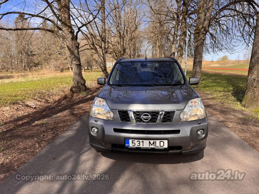 Grey Nissan X-Trail 2008 in Tallinn, with an engine capacity of 2.00 L and mileage of 147 thousand km for 6999 €, photo 3 on AUTOMOTO.COM.LV