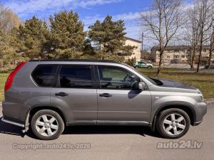 Grey Nissan X-Trail 2008 in Tallinn, with an engine capacity of 2.00 L and mileage of 147 thousand km for 6999 €, photo 12 on AUTOMOTO.COM.LV