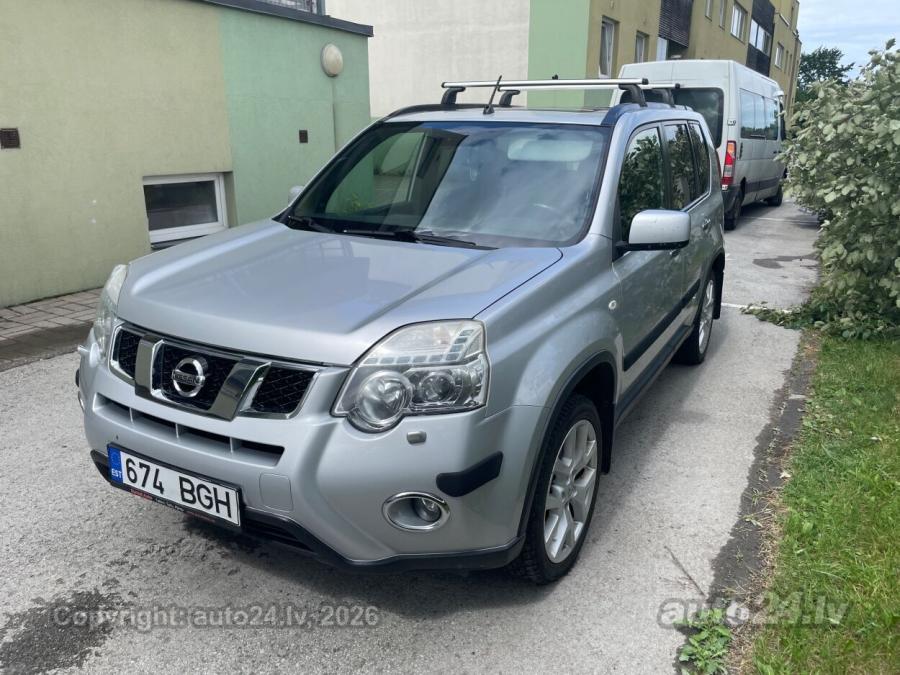 Pelēks Nissan X-Trail 2012 Tallina, ar dzinēja tilpumu 2.00 L un nobraukumu 165 tūkst. km par 7999 €, foto 1 vietnē AUTOMOTO.COM.LV