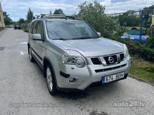 Pelēks Nissan X-Trail 2012 Tallina, ar dzinēja tilpumu 2.00 L un nobraukumu 165 tūkst. km par 7999 €, foto 4 vietnē AUTOMOTO.COM.LV