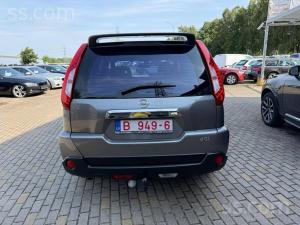 Pelēks Nissan X-Trail 2012 Talsi, ar dzinēja tilpumu 2.00 L un nobraukumu 0 tūkst. km par 7740 €, foto 5 vietnē AUTOMOTO.COM.LV