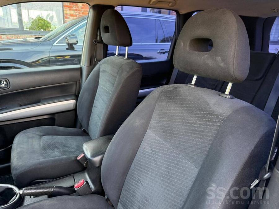 Pelēks Nissan X-Trail 2012 Talsi, ar dzinēja tilpumu 2.00 L un nobraukumu 0 tūkst. km par 7740 €, foto 13 vietnē AUTOMOTO.COM.LV