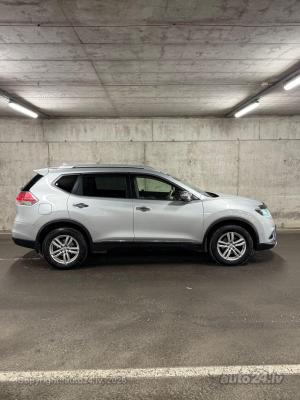 Pelēks Nissan X-Trail 2015 Tallina, ar dzinēja tilpumu 1.60 L un nobraukumu 172 tūkst. km par 9300 €, foto 6 vietnē AUTOMOTO.COM.LV