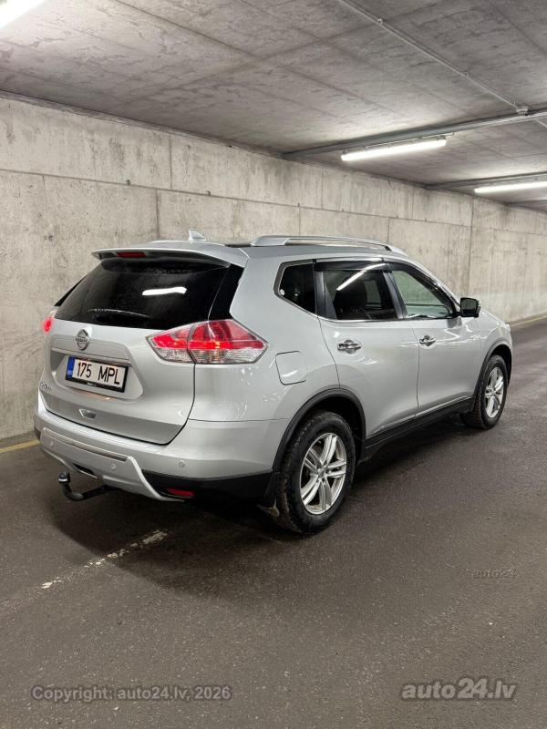 Grey Nissan X-Trail 2015 in Tallinn, with an engine capacity of 1.60 L and mileage of 172 thousand km for 9300 €, photo 7 on AUTOMOTO.COM.LV