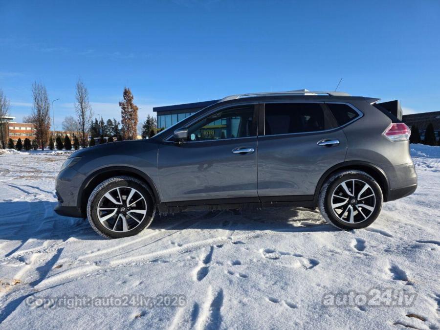 Grey Nissan X-Trail 2016 in Tartu, with an engine capacity of 1.60 L and mileage of 228 thousand km for 9990 €, photo 4 on AUTOMOTO.COM.LV