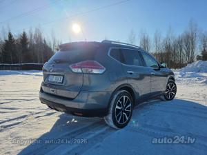 Grey Nissan X-Trail 2016 in Tartu, with an engine capacity of 1.60 L and mileage of 228 thousand km for 9990 €, photo 6 on AUTOMOTO.COM.LV