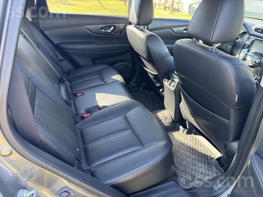 Pelēks Nissan X-Trail 2017 Rīga, ar dzinēja tilpumu 2.00 L un nobraukumu 219 tūkst. km par 10000 €, foto 5 vietnē AUTOMOTO.COM.LV