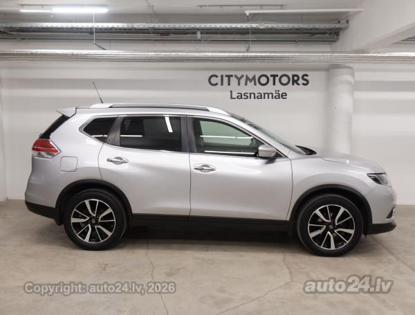 Grey Nissan X-Trail 2017 in Tallinn, with an engine capacity of 1.60 L and mileage of 90 thousand km for 11900 €, photo 5 on AUTOMOTO.COM.LV