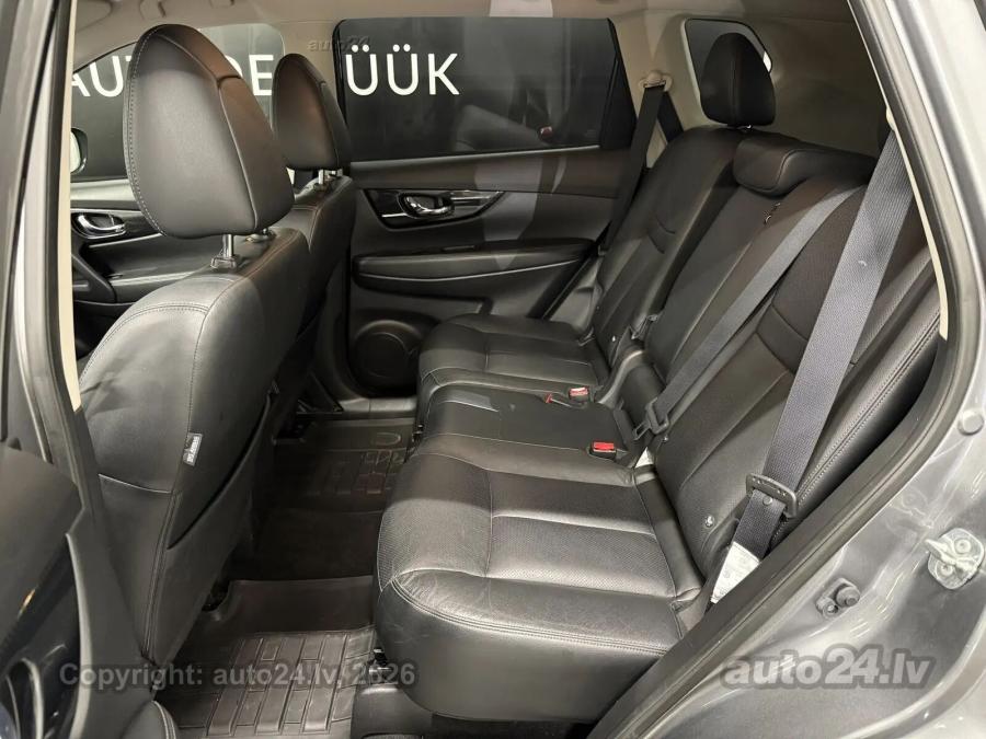 Pelēks Nissan X-Trail 2018 Tallina, ar dzinēja tilpumu 1.60 L un nobraukumu 114 tūkst. km par 12995 €, foto 20 vietnē AUTOMOTO.COM.LV