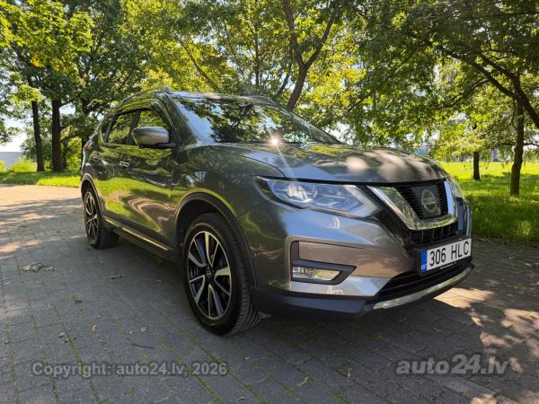 Pelēks Nissan X-Trail 2018 Tallina, ar dzinēja tilpumu 2.00 L un nobraukumu 247 tūkst. km par 11900 €, foto  vietnē AUTOMOTO.COM.LV