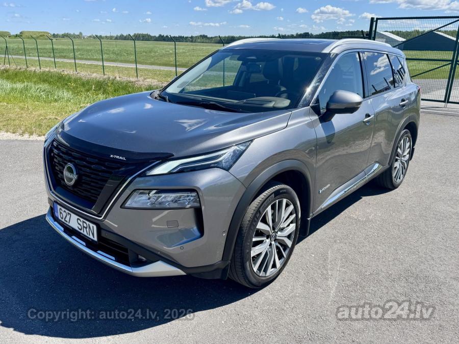 Pelēks Nissan X-Trail 2023 Tallina, ar dzinēja tilpumu 1.50 L un nobraukumu 70 tūkst. km par 36770 €, foto 1 vietnē AUTOMOTO.COM.LV