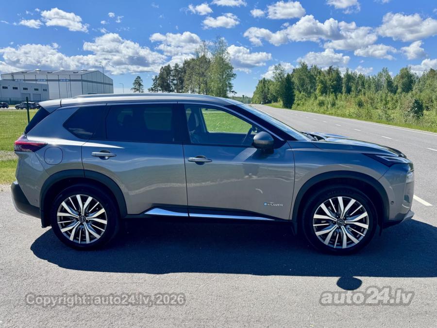 Pelēks Nissan X-Trail 2023 Tallina, ar dzinēja tilpumu 1.50 L un nobraukumu 70 tūkst. km par 36770 €, foto 5 vietnē AUTOMOTO.COM.LV