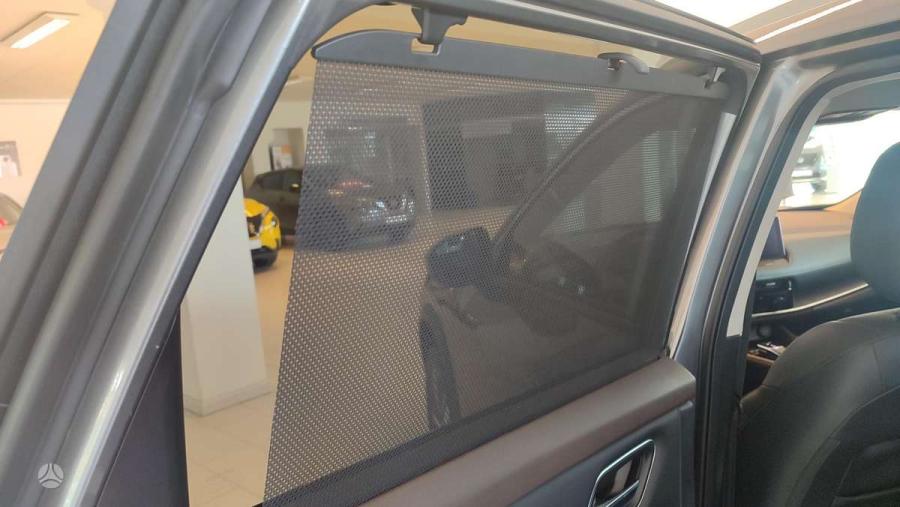 Grey Nissan X-Trail 2023 in Siauliai, with an engine capacity of 1.50 L and mileage of 25 thousand km for 33500 €, photo 31 on AUTOMOTO.COM.LV