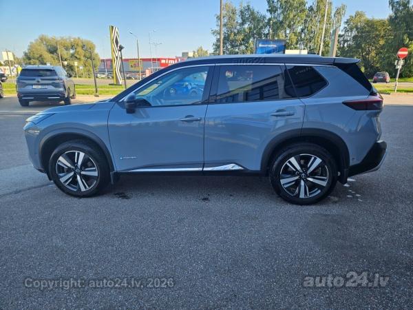 Grey Nissan X-Trail 2023 in Tartu, with an engine capacity of 1.50 L and mileage of 61 thousand km for 37900 €, photo 5 on AUTOMOTO.COM.LV
