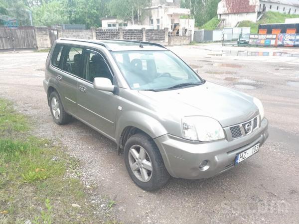Nissan X-Trail 2005 Krāslava, ar dzinēja tilpumu 2.20 L un nobraukumu 235 tūkst. km par 1800 €, foto 1 vietnē AUTOMOTO.COM.LV
