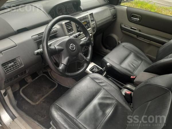 Nissan X-Trail 2005 Krāslava, ar dzinēja tilpumu 2.20 L un nobraukumu 235 tūkst. km par 1800 €, foto 6 vietnē AUTOMOTO.COM.LV