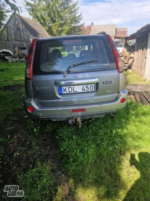 Nissan X-Trail 2005 Kalvarija, ar dzinēja tilpumu 2.20 L un nobraukumu 230 tūkst. km par 800 €, foto 3 vietnē AUTOMOTO.COM.LV