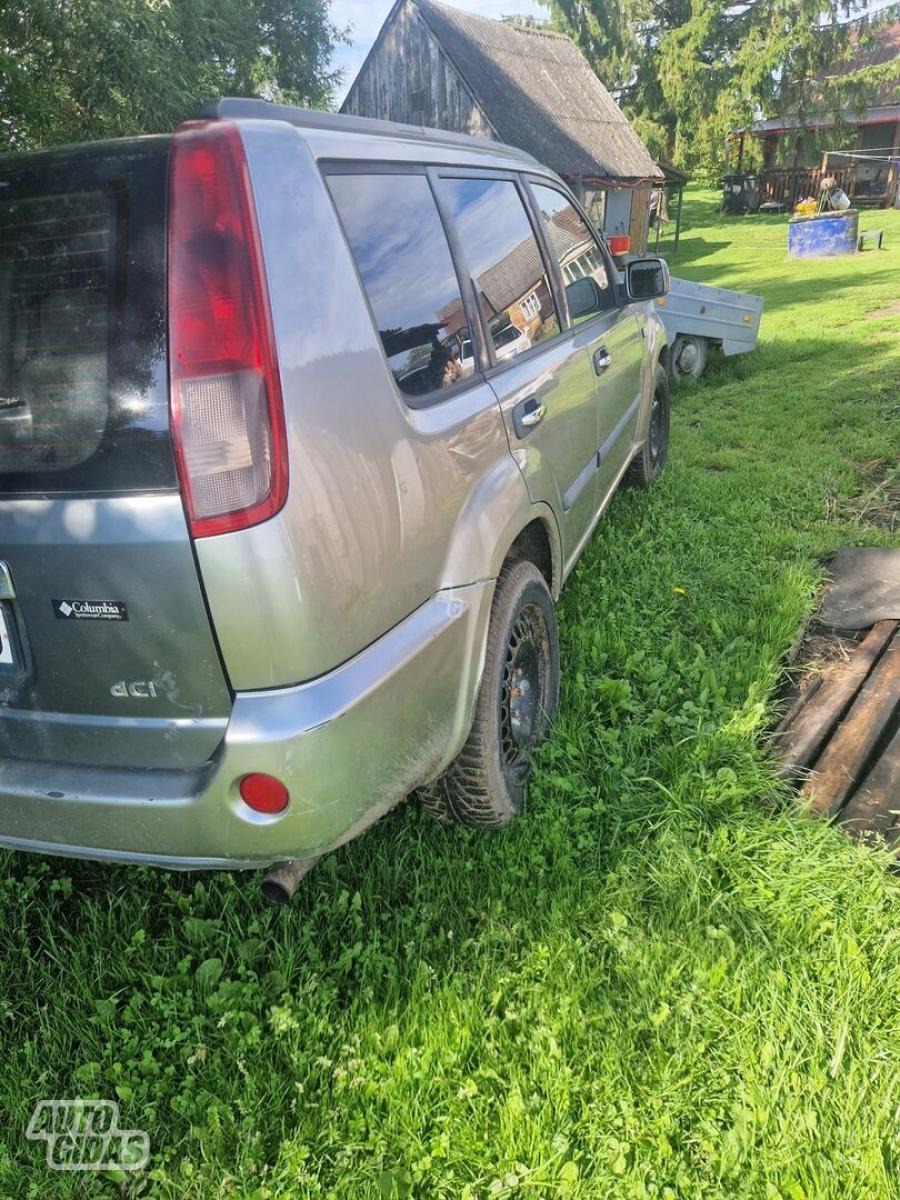 Nissan X-Trail 2005 Kalvarija, ar dzinēja tilpumu 2.20 L un nobraukumu 230 tūkst. km par 800 €, foto 4 vietnē AUTOMOTO.COM.LV