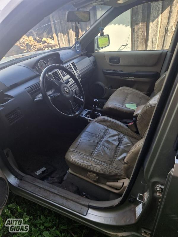 Nissan X-Trail 2005 Kalvarija, ar dzinēja tilpumu 2.20 L un nobraukumu 230 tūkst. km par 800 €, foto 4 vietnē AUTOMOTO.COM.LV
