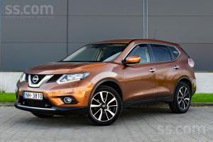 Orange Nissan X-Trail 2015 in Riga, with an engine capacity of 1.60 L and mileage of 250 thousand km for 2000 €, photo 1 on AUTOMOTO.COM.LV