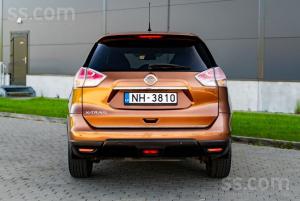 Orange Nissan X-Trail 2015 in Riga, with an engine capacity of 1.60 L and mileage of 250 thousand km for 2000 €, photo 6 on AUTOMOTO.COM.LV