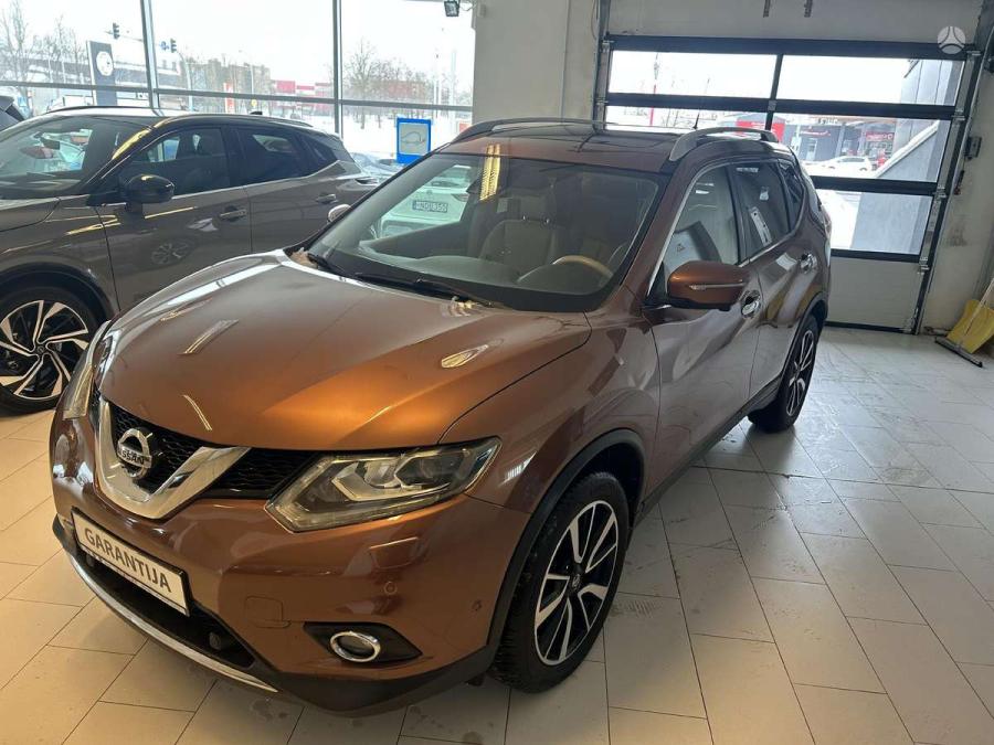 Orange Nissan X-Trail 2015 in Siauliai, with an engine capacity of 1.60 L and mileage of 148 thousand km for 12000 €, photo 2 on AUTOMOTO.COM.LV