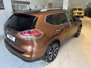 Orange Nissan X-Trail 2015 in Siauliai, with an engine capacity of 1.60 L and mileage of 148 thousand km for 12000 €, photo 4 on AUTOMOTO.COM.LV