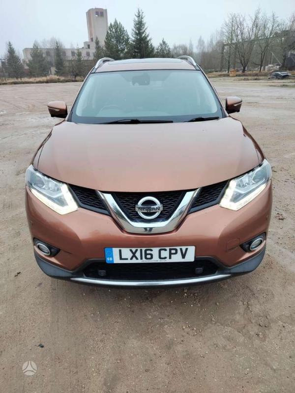 Orange Nissan X-Trail 2016 in Rokiskis, with an engine capacity of 1.60 L and mileage of 198 thousand km for 4400 €, photo 2 on AUTOMOTO.COM.LV