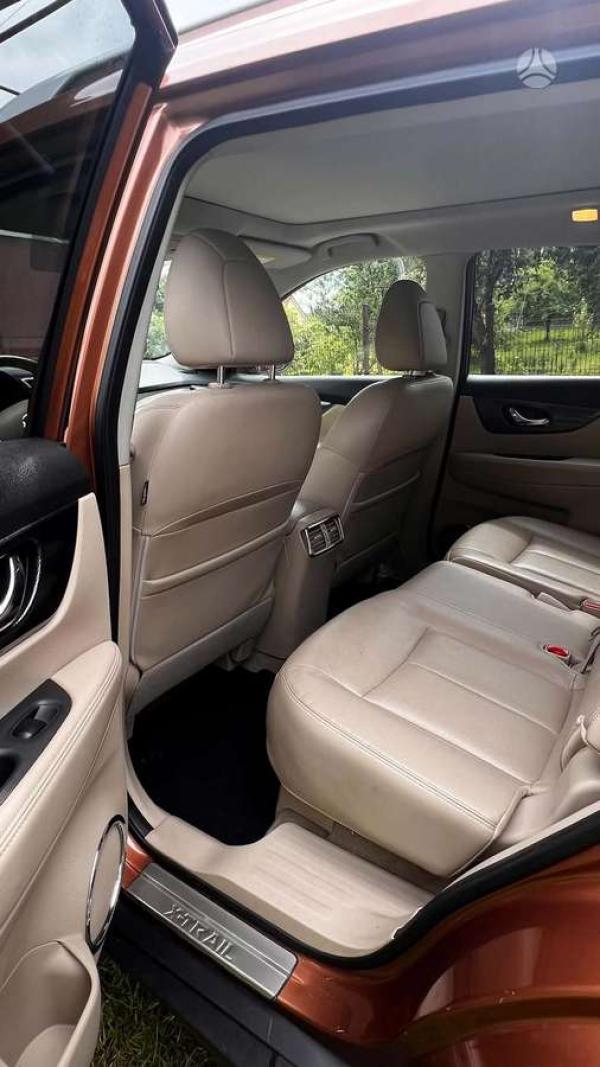 Oranžs Nissan X-Trail 2016 Viļņa, ar dzinēja tilpumu 1.60 L un nobraukumu 142 tūkst. km par 11000 €, foto 3 vietnē AUTOMOTO.COM.LV