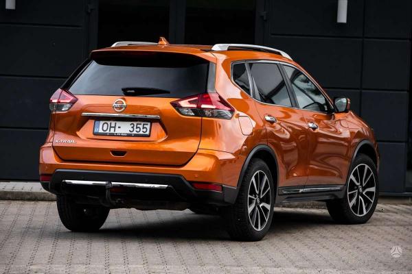 Orange Nissan X-Trail 2018 in Jelgava, with an engine capacity of 2.00 L and mileage of 101 thousand km for 17500 €, photo 5 on AUTOMOTO.COM.LV