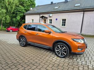 Oranžs Nissan X-Trail 2018 Tartu, ar dzinēja tilpumu 2.00 L un nobraukumu 159 tūkst. km par 16790 €, foto  vietnē AUTOMOTO.COM.LV