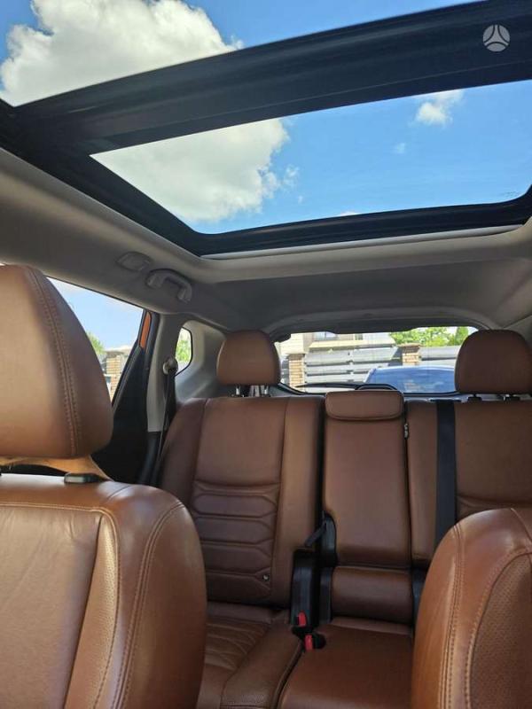 Orange Nissan X-Trail 2018 in Vilnius, with an engine capacity of 1.60 L and mileage of 139 thousand km for 15200 €, photo 10 on AUTOMOTO.COM.LV