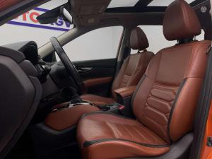 Orange Nissan X-Trail 2018 in Vilnius, with an engine capacity of 1.60 L and mileage of 139 thousand km for 13999 €, photo 16 on AUTOMOTO.COM.LV