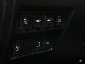 Orange Nissan X-Trail 2018 in Vilnius, with an engine capacity of 1.60 L and mileage of 139 thousand km for 13999 €, photo 21 on AUTOMOTO.COM.LV