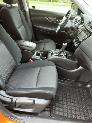 Orange Nissan X-Trail 2019 in Tallinn, with an engine capacity of 1.30 L and mileage of 68 thousand km for 17500 €, photo 16 on AUTOMOTO.COM.LV